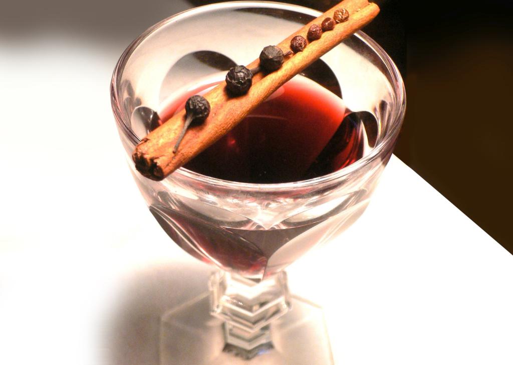 Gewürzwein - Rezept für Hypocras - Wie-funktioniert.com