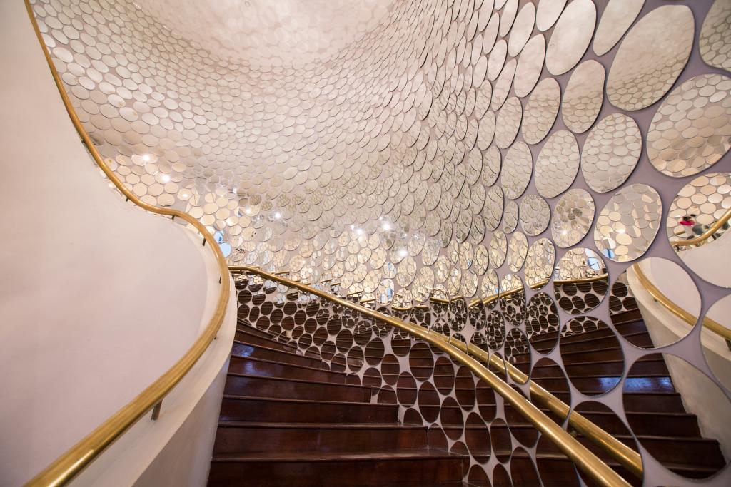 Wie funktioniert Parakosmos? - Wie-funktioniert.com